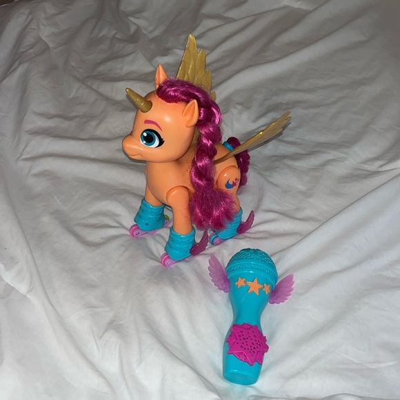 My Little Pony | Toys | My Little Pony Sing N Skate Sunny Starscout ...